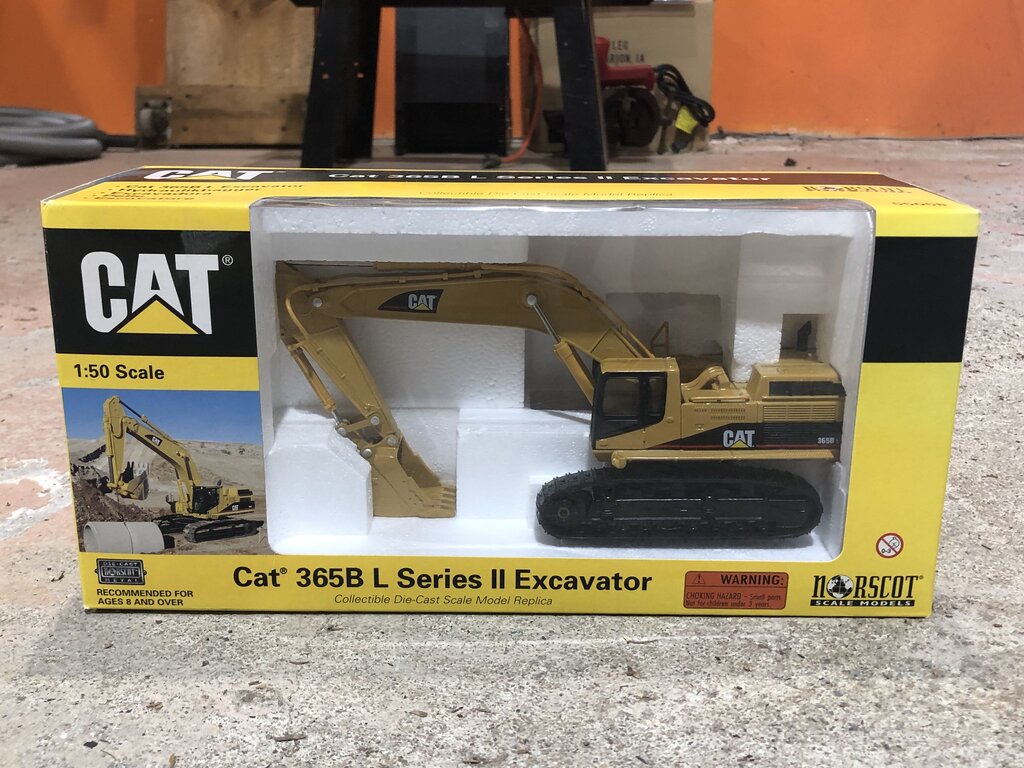 Die-Cast Metal Model Replica – Tool Consignment®